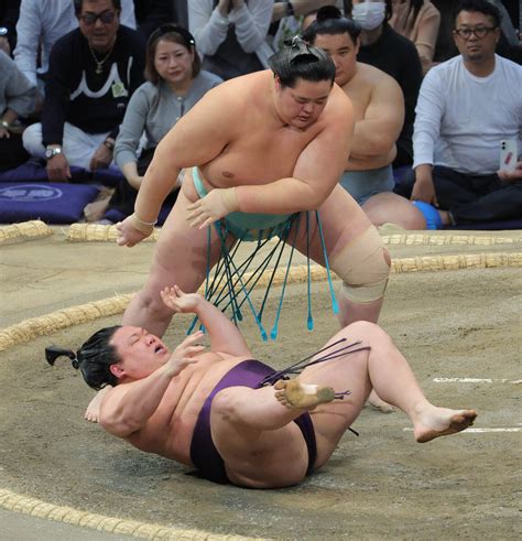 琴桜が1敗ターンで首位並走 美ノ海を技ありの上手ひねりで下す 八角理事長「懐の深さ」と勝因分析 スポーツ報知