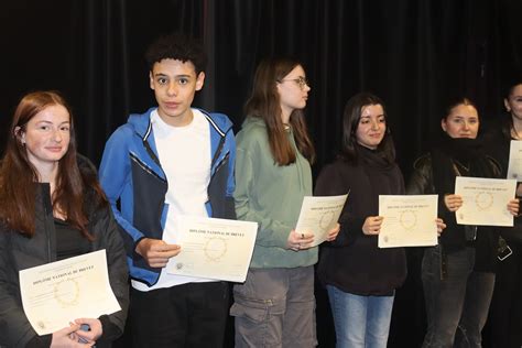 Cérémonie De Remise 2023 Des Dnb Cfg Et Assr2 Cité Scolaire Jean Moulin