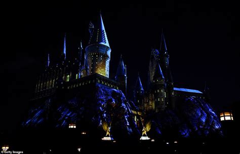 Harry Potter Fans Treated To A New Dark Arts Light Show On Hogwarts