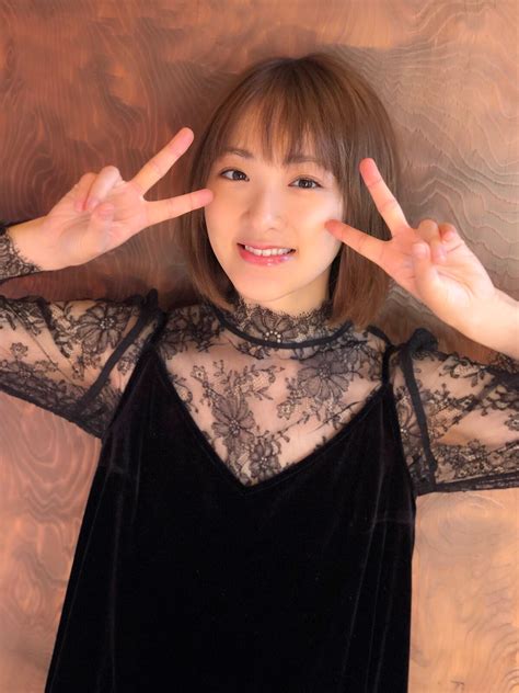 YOSHI on Twitter この女の子知ってる人で rt目指す