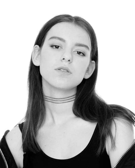 Elli Asters Models