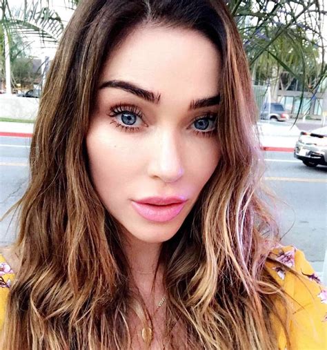 Jasmine Waltz Bio Age Height Wiki Models Biography