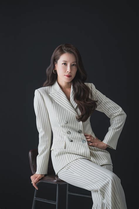 이태란 ‘이로운 사기 특별출연…천우희와 대립각[공식] 손에 잡히는 뉴스 눈에 보이는 뉴스 뉴스엔