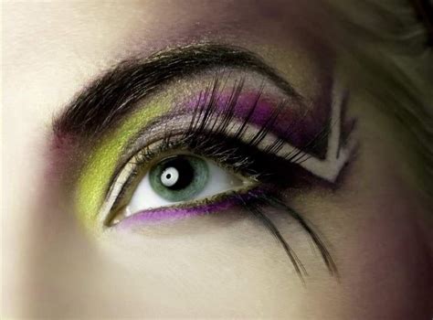 20 Creative Eye Makeup Looks And Design Ideas