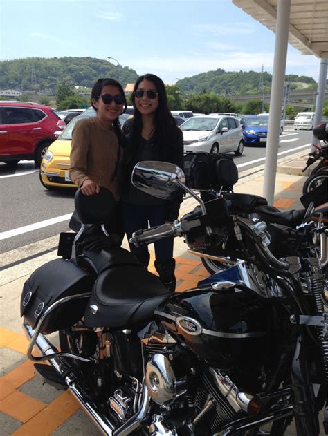 よっちゃんさんの投稿したバイクライフ 淡路sa下りにて。harley2台タンデ ｜バイクのカスタム ツーリング情報ならモトクル
