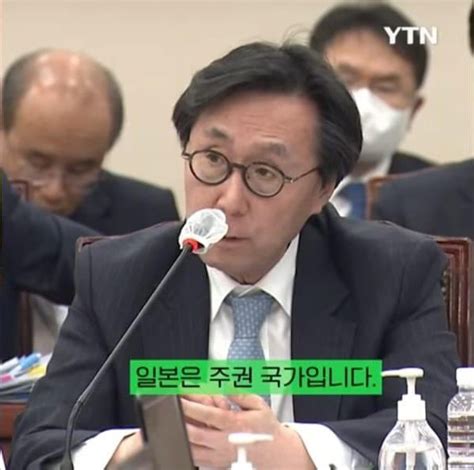 ⚜agms⚜ On Twitter 첫번째 짤이 한국인 두번째 짤이 일본인이라는게 함정