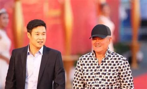 因美貌被赵本山力捧，走红后却不愿再合作，现如今已沦为路人！腾讯新闻