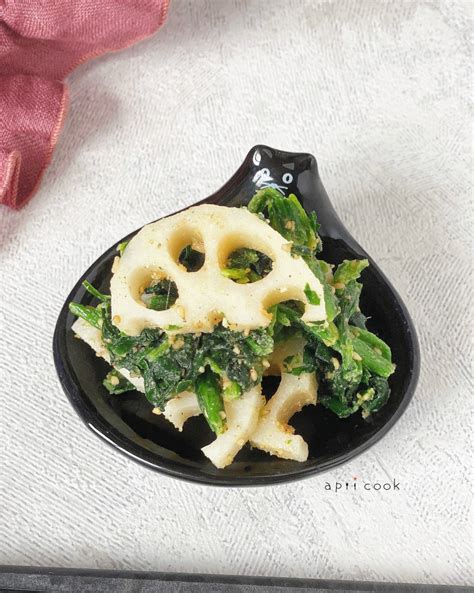 ほうれん草とれんこんの胡麻和え レシピサイトnadia