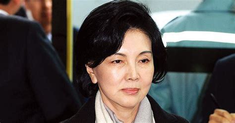 [여성조선] 홍라희 여사 리움 미술관장직 전격 사퇴
