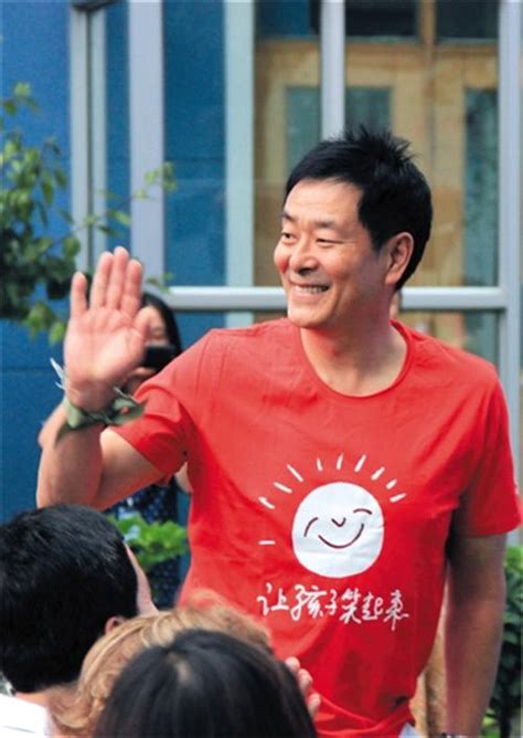 曾主演《英雄无悔》的濮存昕久不露面，自嘲：“我演的东西没人看”凤凰网