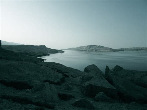 無料画像 ビーチ 風景 海岸 海洋 地平線 雲 空 太陽 夏 地中海 色 小石 海景 湾 島 青 水域