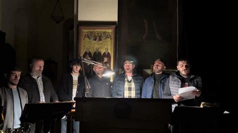 ღირს არს და მართალ გელათის სკოლა გამშვენებული Youtube