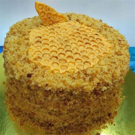 Торт «Медовик