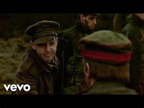 Las 10 Mejores Canciones Compuestas Por Paul McCartney Tanto Con Los
