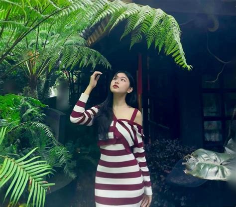 L Lem Con G I Quy N Linh G Y S T V I Lo T Nh M I C C Xinh Hoa Kh I T Ng Lai L Y