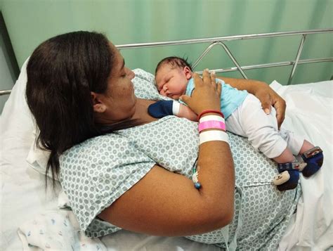 Em caso raro na medicina bebê nasce mais de 5Kg no Hospital