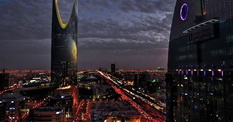 მსოფლიო ღირსშესანიშნაობები საქართველოს დროშის ფერებად განათდება ტაბულა