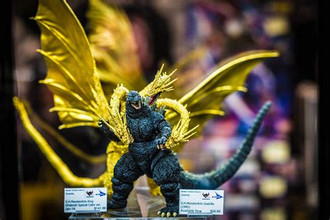 King Ghidorah Special Color Edition Sh Monsterarts Town
