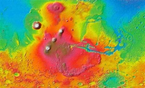 Mysterious Giant Structures Beneath Mars Surface Challenge Geological Theories