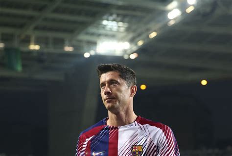 Football Last Gasp Lewandowski Penalty Gives Barcelona Win At Celta