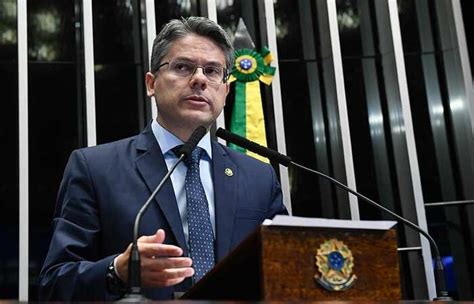Alessandro Vieira propõe R bilhões fora do teto em PEC alternativa Política Diario de
