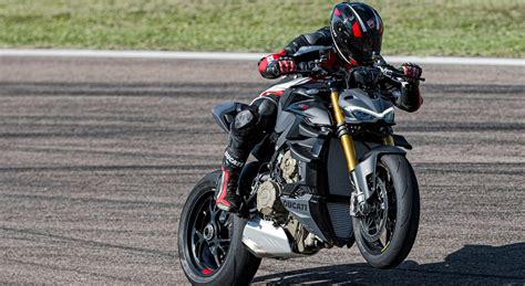 Ducati Streetfighter 2023 La Fight Formula Gioca Al Rialzo