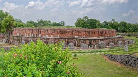 Amaravati Stupa Amaravati Stupa Guntur District Of Andhra Pradesh