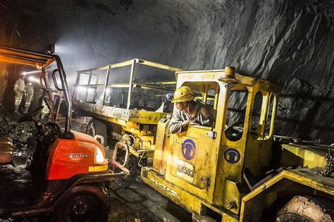 世界上最深的矿井，电梯下达竟要9分钟