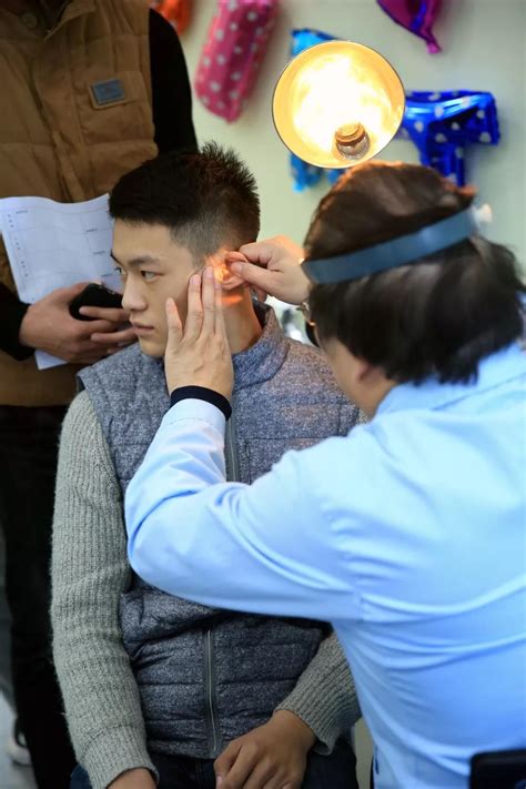 「凯创空乘」——空中乘务专业体检标准 搜狐大视野 搜狐新闻