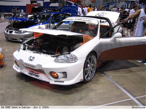 Customized White Honda Del Sol