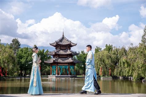 显摆一下🌝我的雪山目的地婚礼，份子钱照收 旅行结婚攻略 旅行结婚选礼成