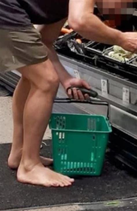 Woolworths Shopper Slams Fellow Customer For Going Barefoot Herald Sun