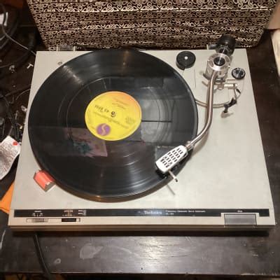 Technics SL B Belt Drive Frequency Servo Silver Reverb