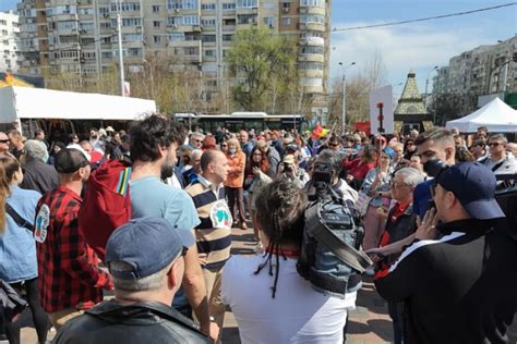 Protest în parcul IOR pentru salvarea a 12 hectare retrocedate De pe