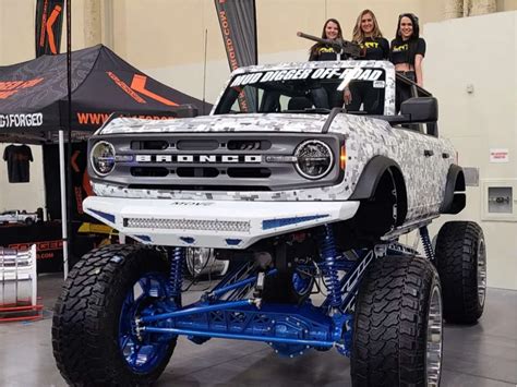 Ford Bronco Lifted