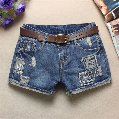 2017 Summer New Female Jeans Shorts Worn Skinning Land Grab Washed Blue