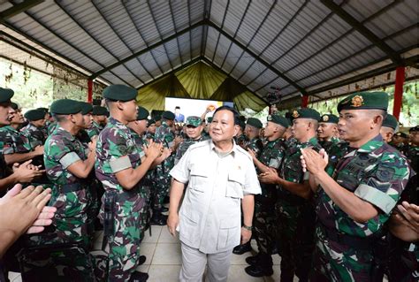 Menhan Prabowo Minta Ke Prajurit Tni Yang Tugas Ke Papua Asah Naluri