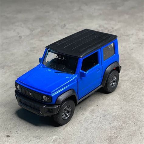 Металлическая машинка Welly SUZUKI JIMNY 2001 Сузуки Джимни ...