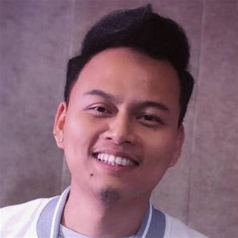 Stream Ko Pyae Listen To Phyo Pyae Sone ဖြိုးပြည့်စုံ Playlist