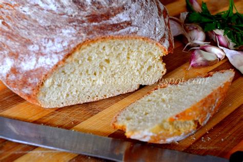 Лабиринты вкуса: Белый дрожжевой хлеб с творогом