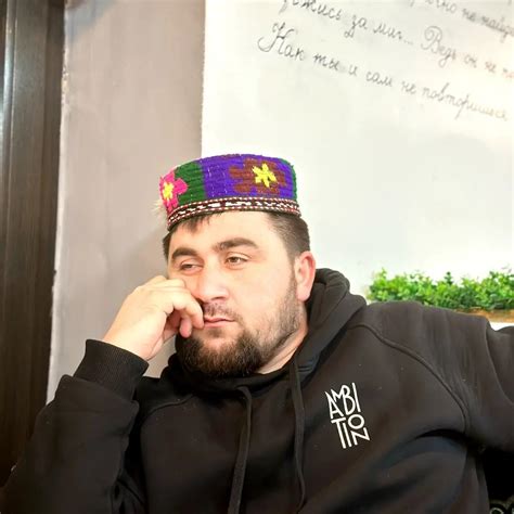 ЭЙ ИСМОИЛ А БАЧА ИЛТИМОСАТ КАРДА ИСТОДААМ ЭЙ АКА БА ХОТИРИ АЛЛОҲ МЕГУМТ ЯК ВИДИОШ КУ МАЙЛШ