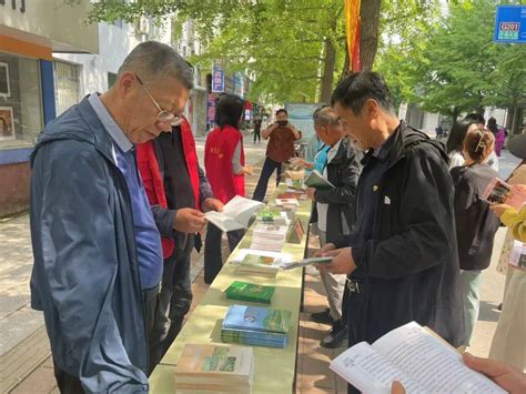 【科技活动周】我县举办科技活动周主题宣传活动创新养殖科学