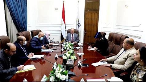 القاهرة مراجعة المرافق بقرية الفواخير