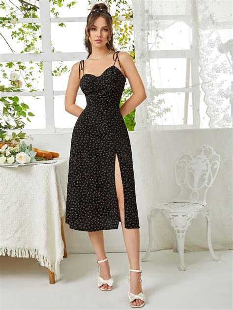 SHEIN Vestido Lencero Floral De Hombro Con Nudo Fruncido Trasero De