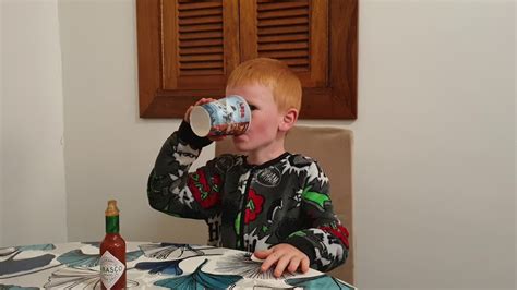 Daniel Eats Hot Sauce V2 Youtube
