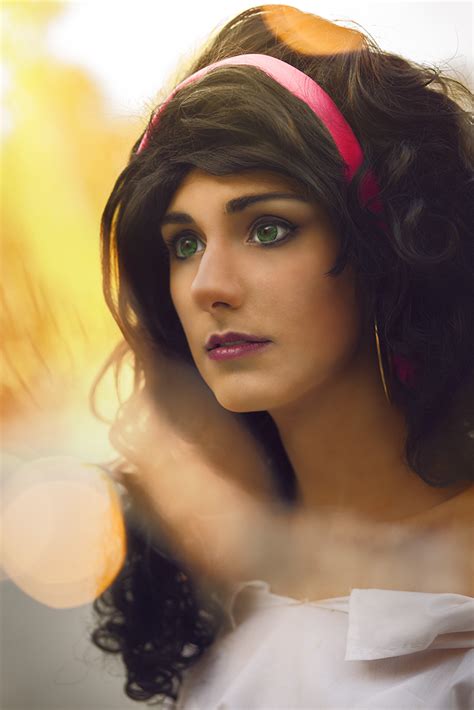 Esmeralda Cosplay By Mandarinez On Deviantart