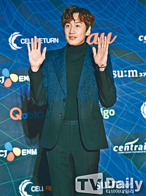 李光洙下月退出參演11年《running Man》 星島日報