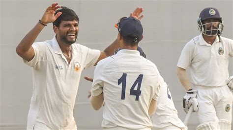 Live Cricket Update RLYS Vs JHK Elite Group D Blog Gujarat S Last Wicket Pair Takes Them