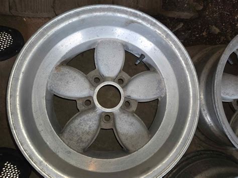 15 Vintage Appliance Daisy Mag Polished Wheel 15x8 5 Rim 5x5 Gm Buick