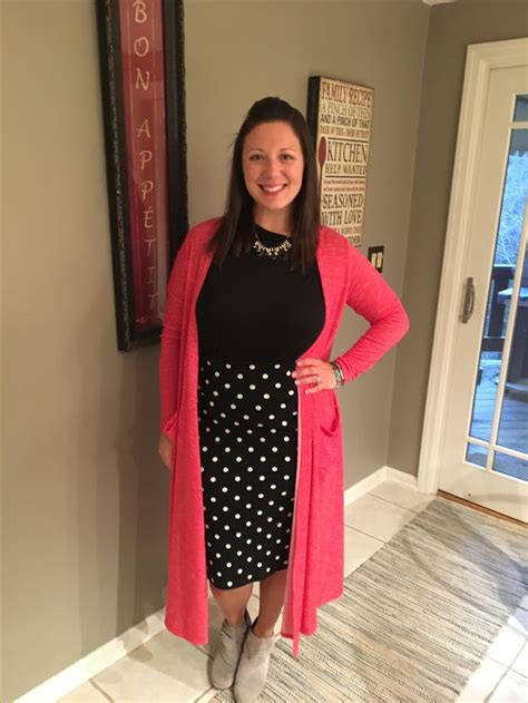 Lularoe Cassie Sarah Ootd Outfits Plussize Shop And Have Me Style